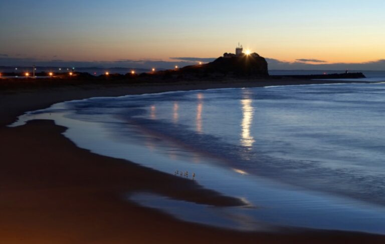 #37. Nobby's Lighthouse: - point2pointless.com