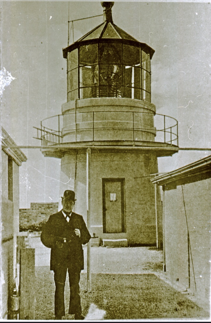 #37. Nobby's Lighthouse: - point2pointless.com